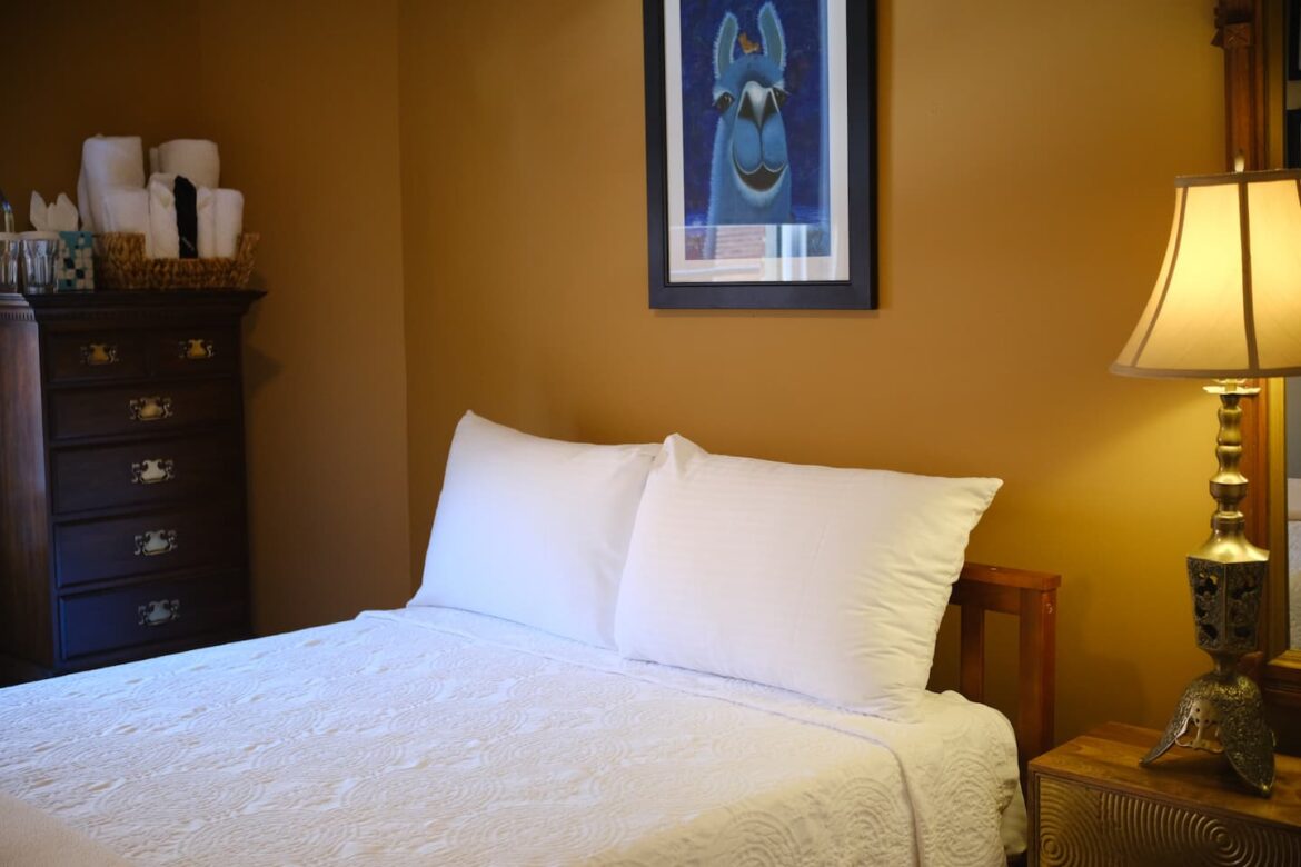 Our Rooms | The Tabard Inn